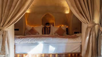 Quarto Royal | 1 quarto, roupa de alta qualidade, edredões de penas