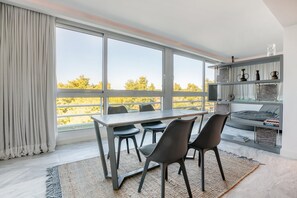Apartamento | 1 quarto, secretária 