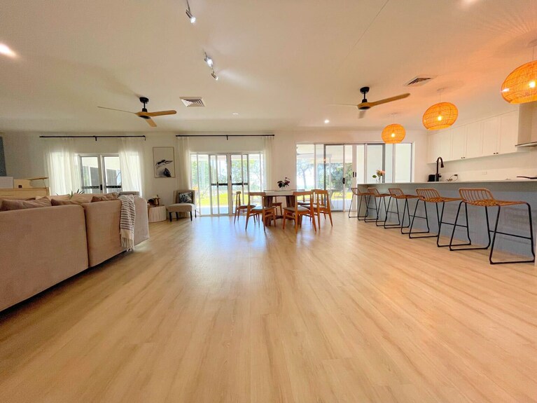 Da White Beachfront House Entertainer Near Palm Cove Cairns - 昆士蘭州