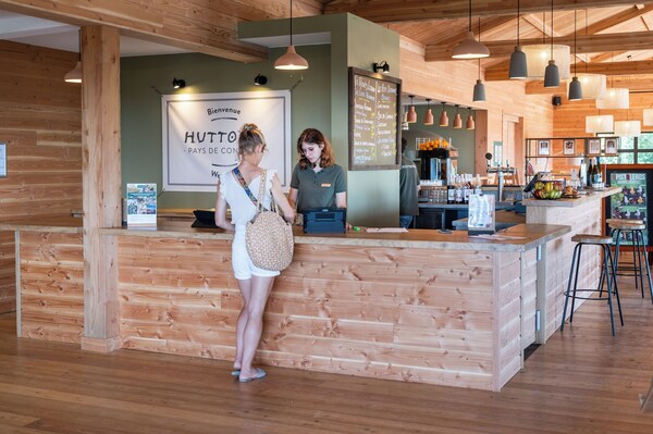 Village Huttopia Pays De Condrieu - Ampuis