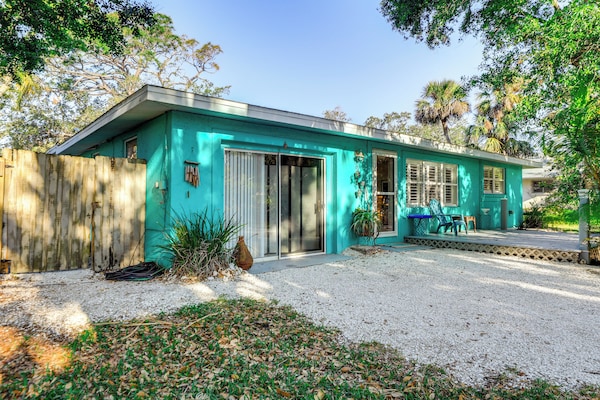 Englewood Bungalow 1 Mi To Beach: Pets Welcome! - Blind Pass Beach, Englewood