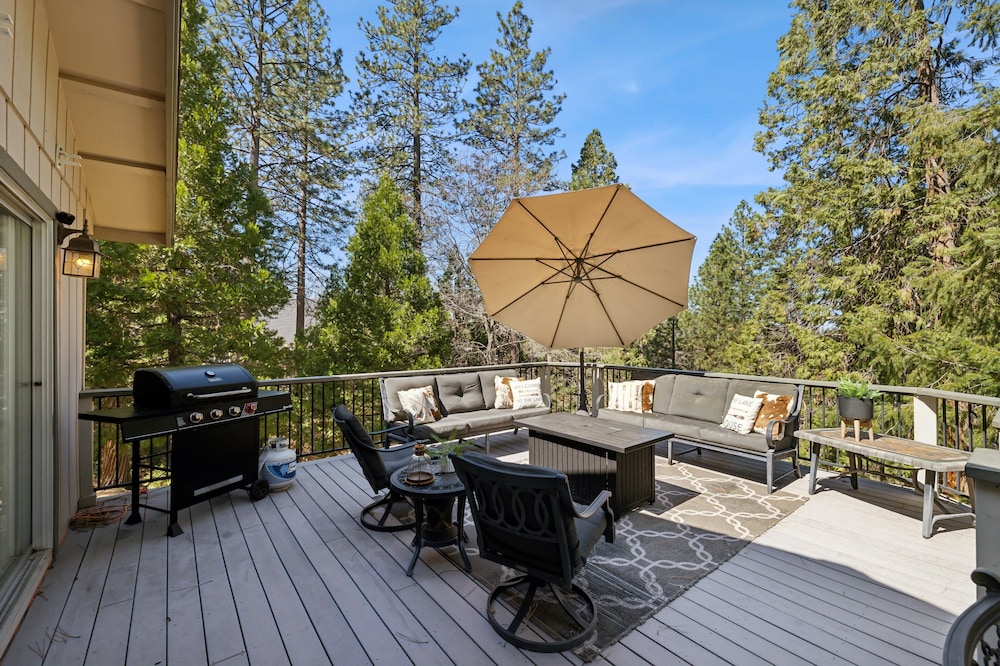 Whispering Pines Retreat 5 Bedroom Home By Yosemite Region Resorts - Yosemite National Park, CA