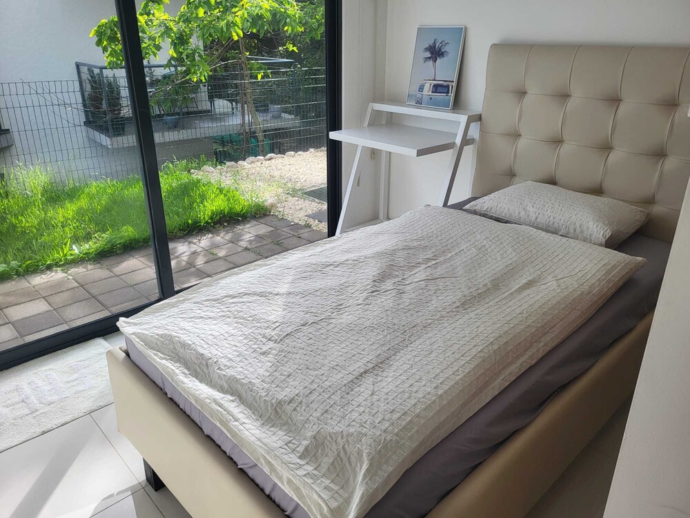 Perfect blend of style, comfort and nature in Santa Ana, San Jose ...
