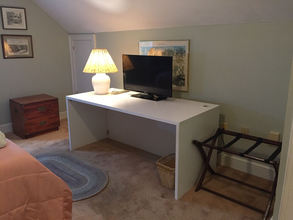 Newbury Country Vrbo - Newbury | Stayz