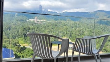 Quarto, várias camas, para não fumantes | Terraço/pátio