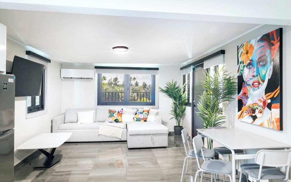 Villas Del Mar 9 · 2 BR Beachside Gem w Ocean View - Dorado | Vrbo