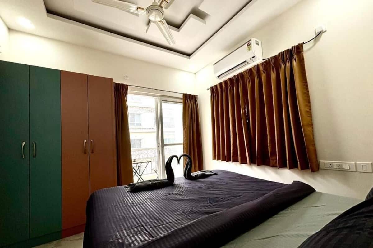 Apartamento Económico, 3 quartos | 3 quartos, roupa de alta qualidade, edredões de penas