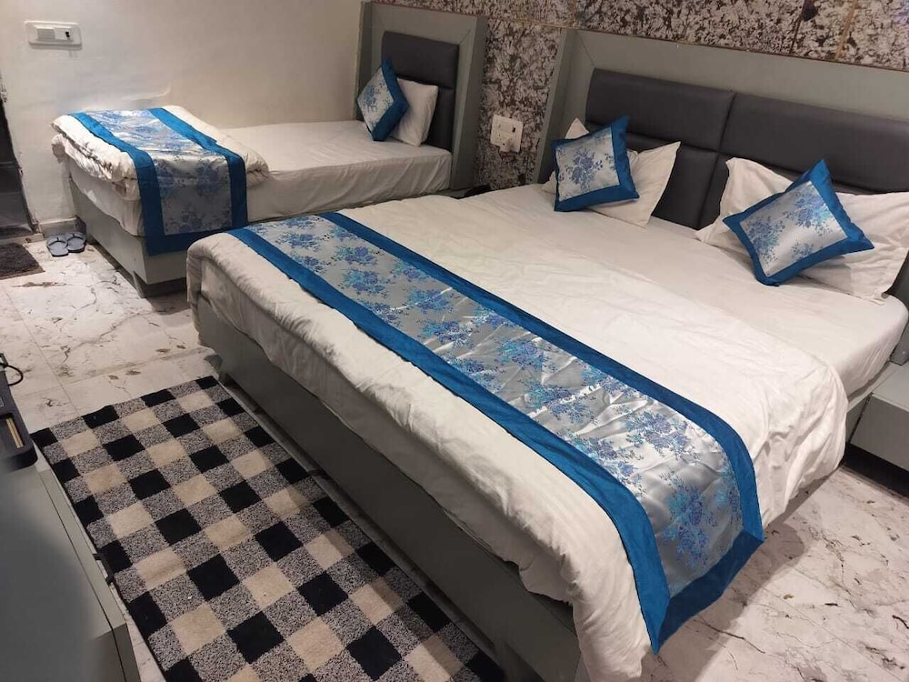 Shri Balaji Dham Hotel - Vrindavan