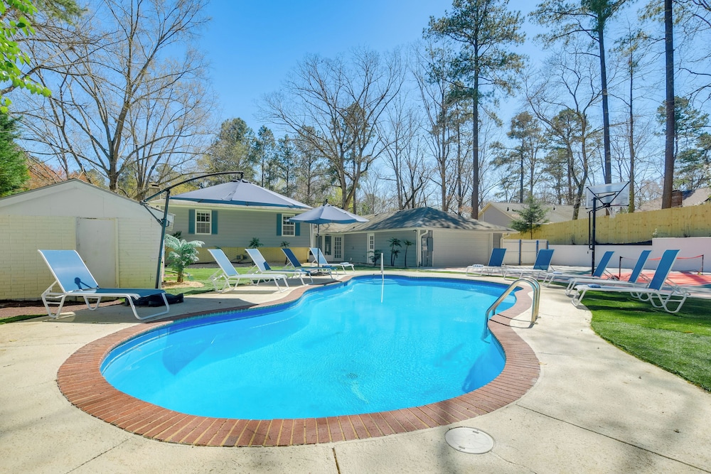 7 Mi To Dtwn Durham: Home W/ Hot Tub & Game Room! - Durham, NC