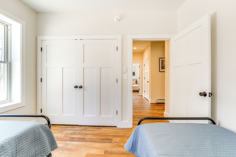 Walk To Beach & Sebago Lake: Luxe Family Getaway! - Sebago Lake State Park, Naples