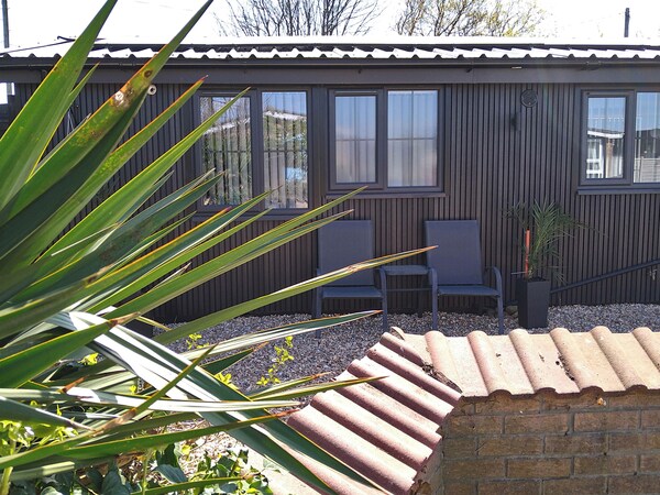 19 The Court - Anderby Creek