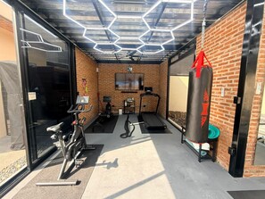 Casa, 1 quarto, para fumantes, sacada | Sala de fitness