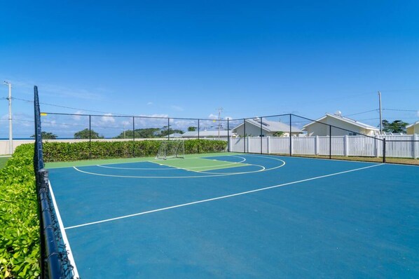Casa, 3 quartos, fumadores, pátio | Recinto desportivo