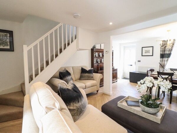 3 Rosemary Lane - Conwy