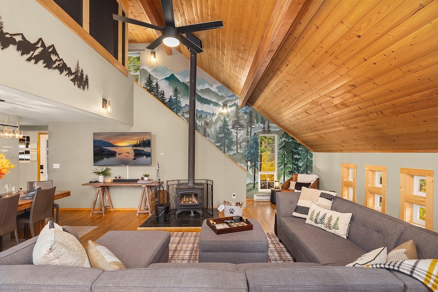 Forest+mountain Views, Hot Tub, Sauna, Ev Charger, Dogs Ok, Near Lake Wenatchee - Lake Chelan, WA