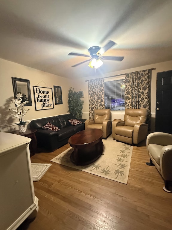 Cozy 3-bedroom Home In West Columbia Located Only 5 Minutes From Downtown Vista. - Lexington, SC