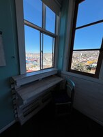 Wi-Fi de cortesia, roupa de cama