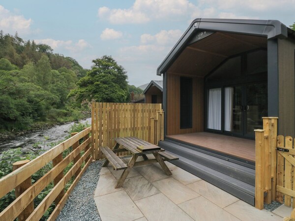 Lingy Luxury Family Pod - Keswick