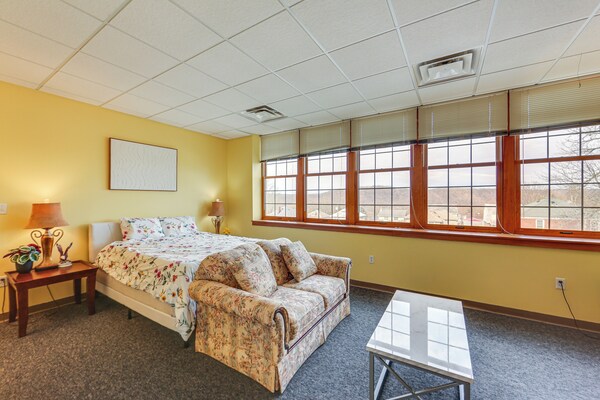 1 Mi To Allegheny River: New Kensington Studio! - Plum, PA