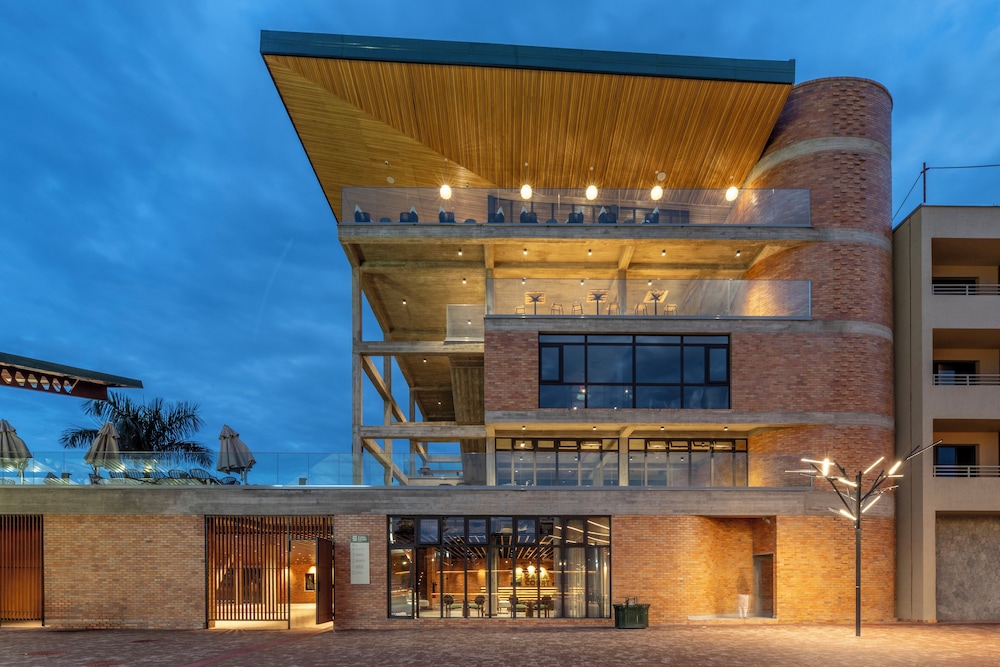 Zaria Court Kigali, Tapestry Collection By Hilton - Kigali