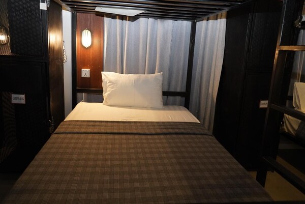 Bliss & Beats Hostel - Phnom Penh