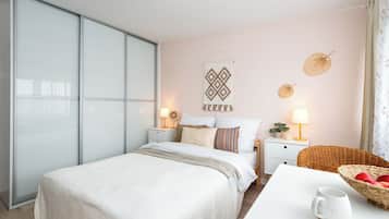 Apartamento conforto, vista para a cidade | 1 quarto, individualmente decorados, individualmente mobiliados