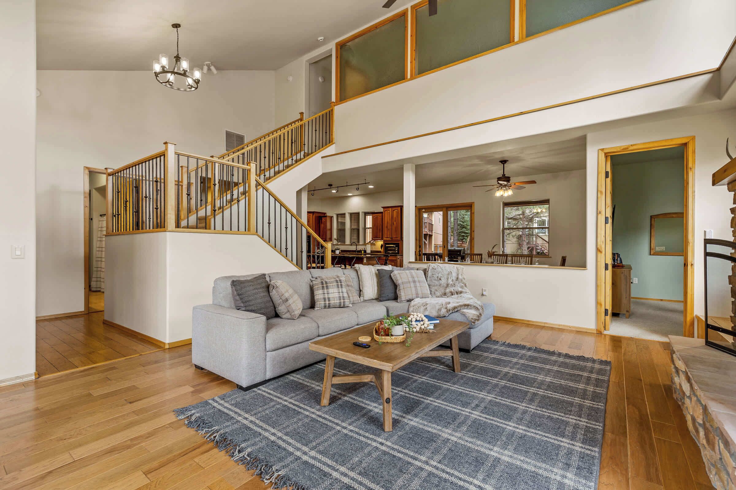 Fam-friendly Cabin Retreat | Hot Tub | Game Room - Flagstaff, AZ