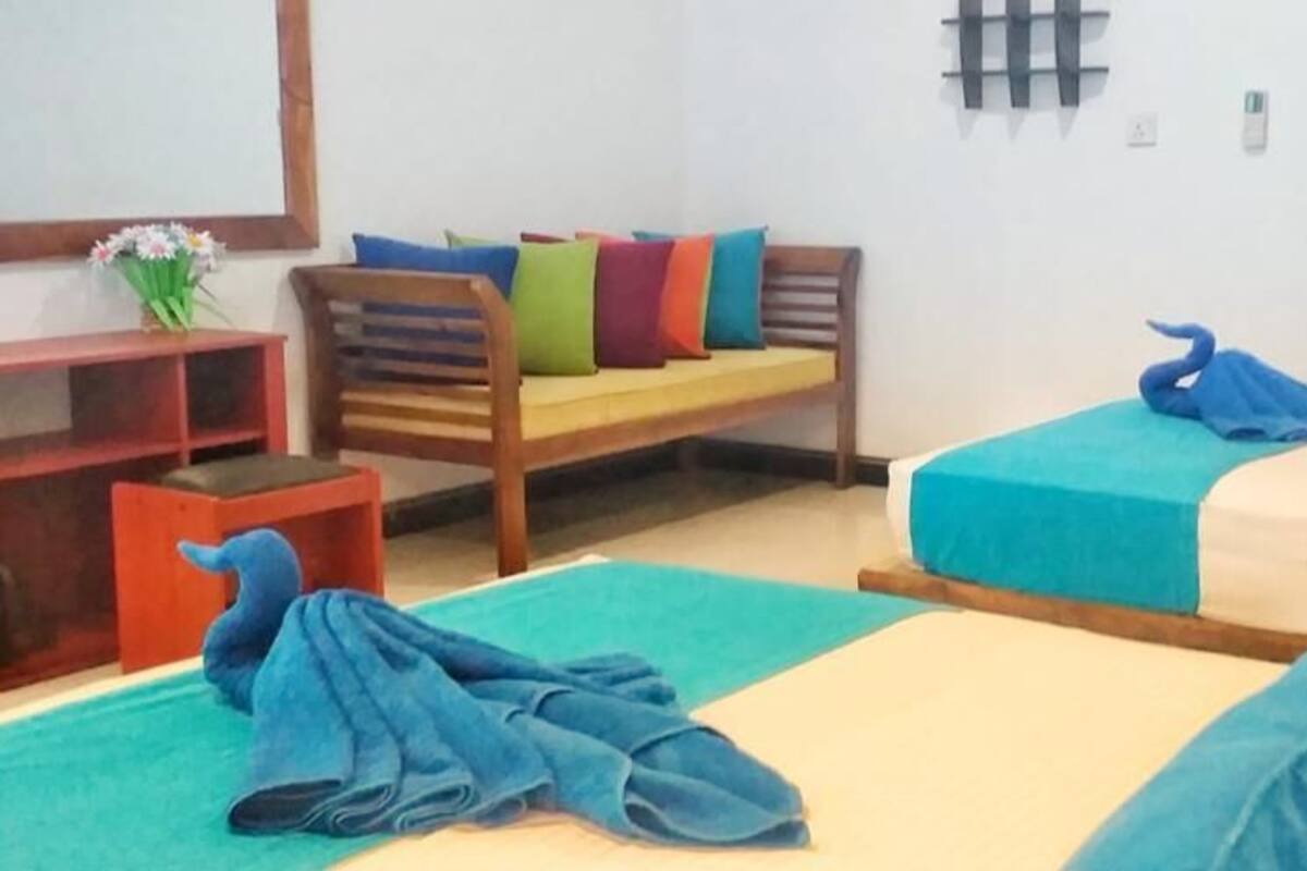 Quarto família, 1 quarto, para não fumantes, ar-condicionado | Wi-Fi de cortesia