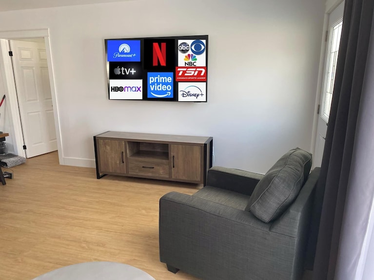 North Country Suites - New - Modern - Luxury - Pristine - Wawa