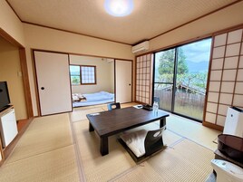 Quarto duplo básico, vista para o jardim | Wi-Fi (sobretaxa)