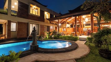 Piscina externa