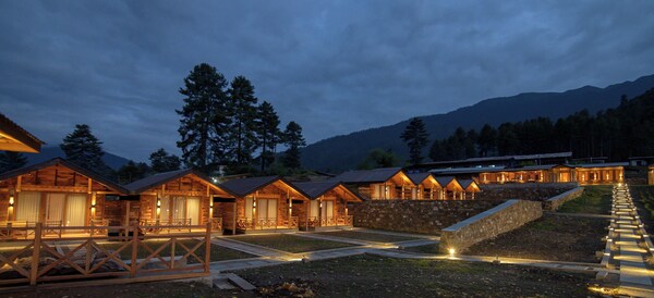 Gangtey Pinewood Resort - Tibet
