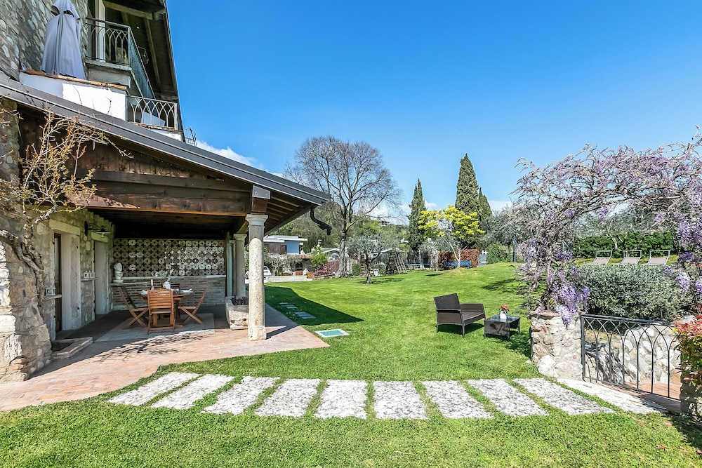 Cascina Crocelle Apartments - Padenghe sul Garda