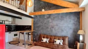 Apartamento Clássico, vista para a piscina | 1 quarto, Wi-fi grátis