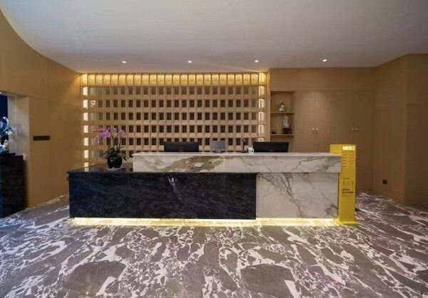 Baoyue Hotel Kunming - Kunming