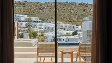 Executive Suite With Private Jacuzzi | Vista da varanda
