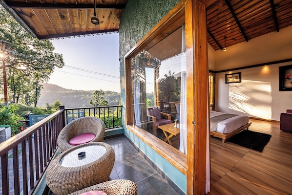 Casa de Campo Premium, vista para o vale | Secretária, Wi-fi grátis