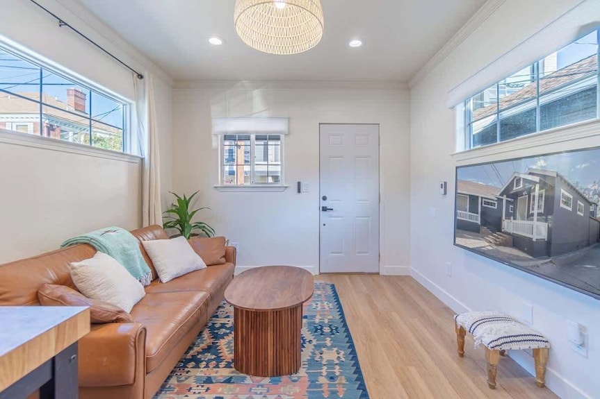 Modern 1-br Apartment Close To Downtown Vibes - Circus Circus Reno