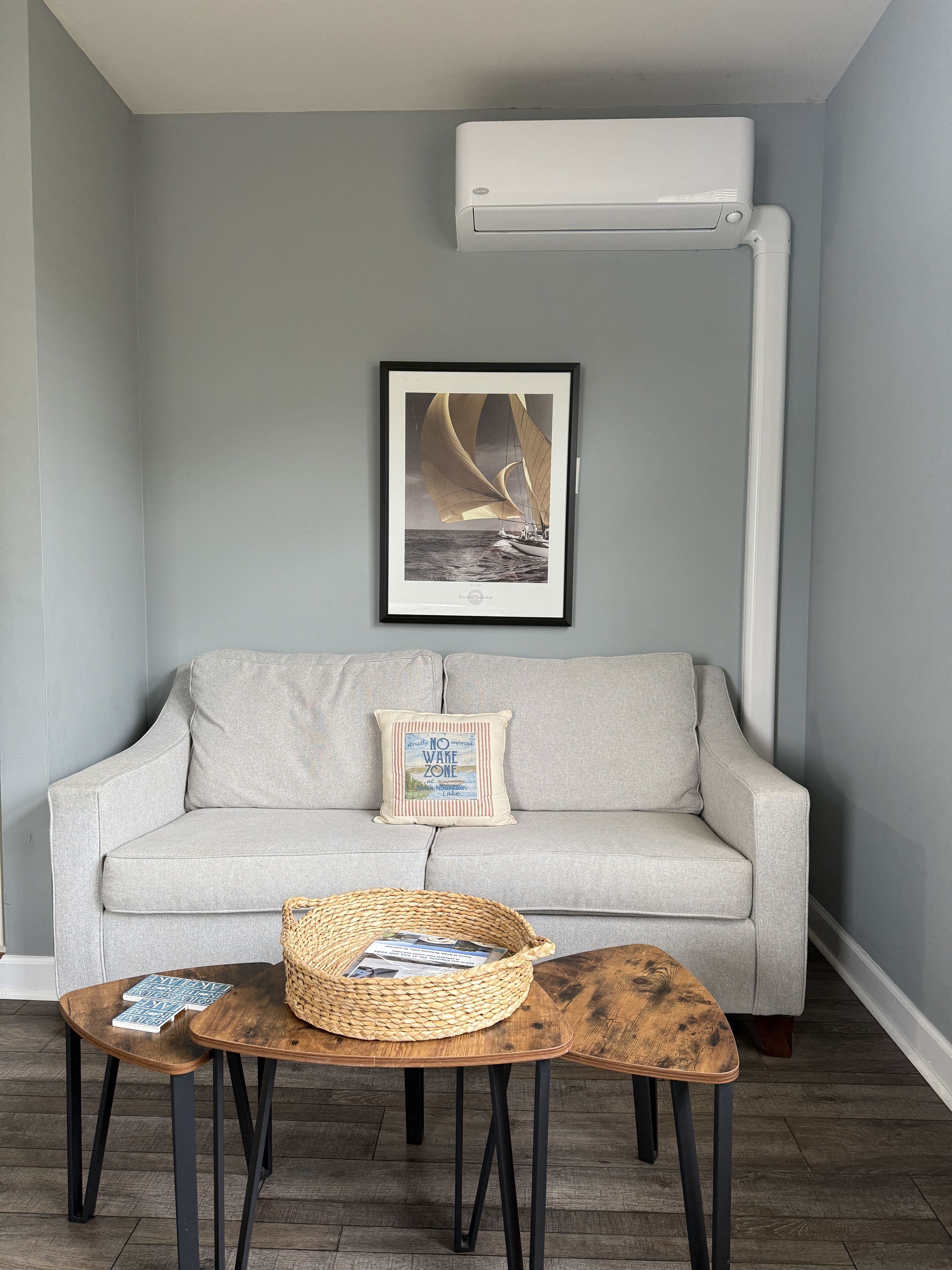 Spacious Little Condo At Sml- Mariner's Landing Resort - Smith Mountain Lake, VA