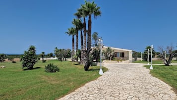 Vila, para fumantes | 3 quartos