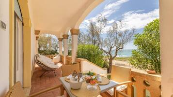 Villa, fumadores | 2 quartos