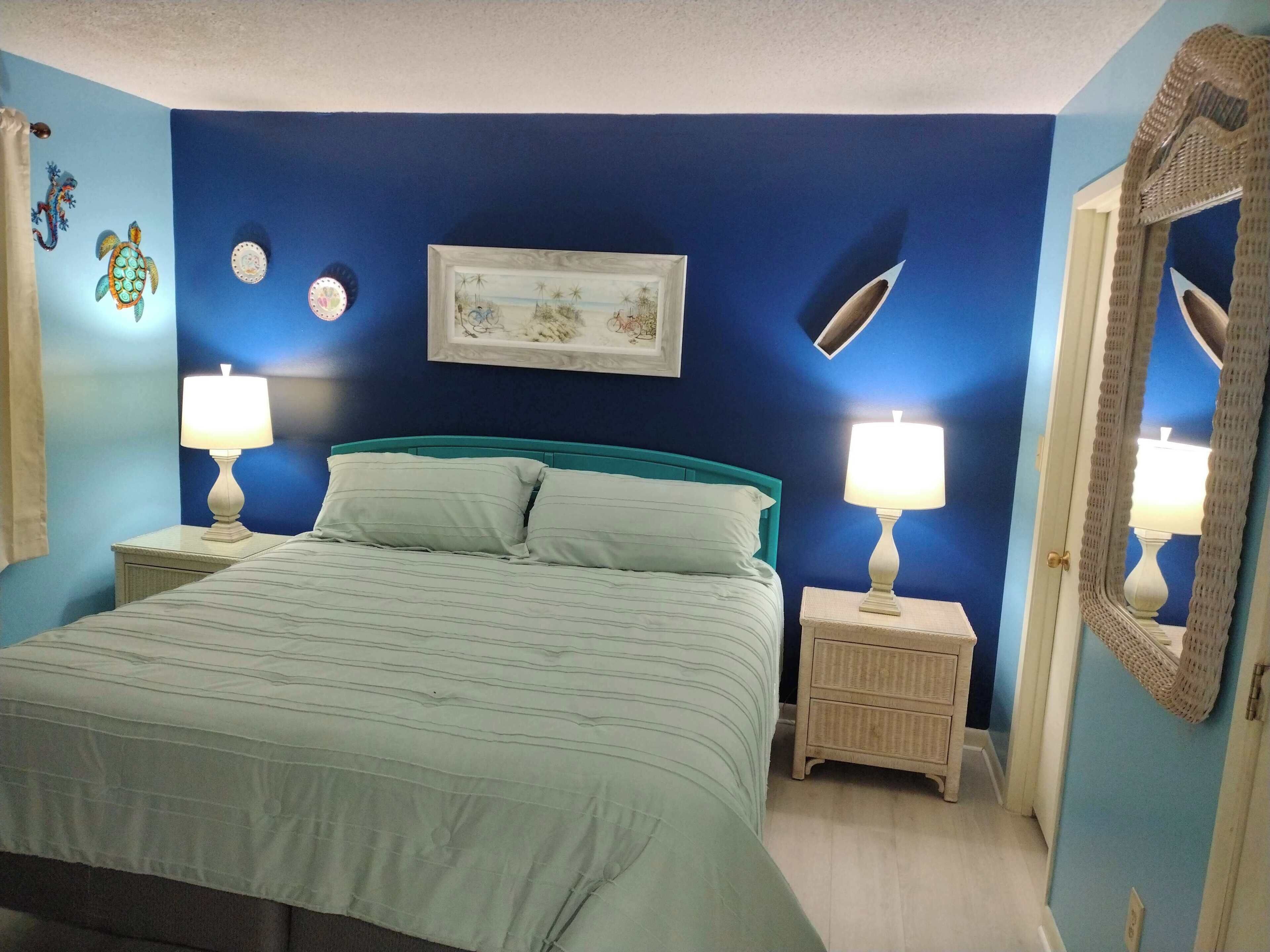 Pcb Edgewater Resort Villa 2-bedroom Sleeps 8 With Wifi & A/c. Newly Remodeled - Panama City Beach, FL