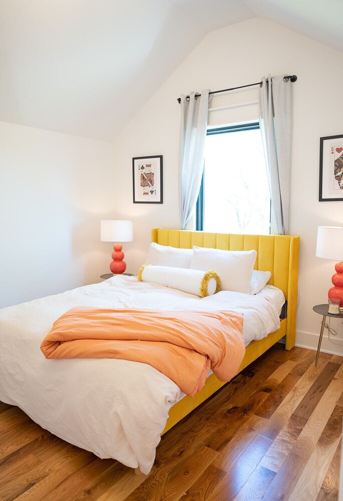 Modern 4BR Nashville Retreat with AC, Wi-Fi, Fitness Room & Prime ...