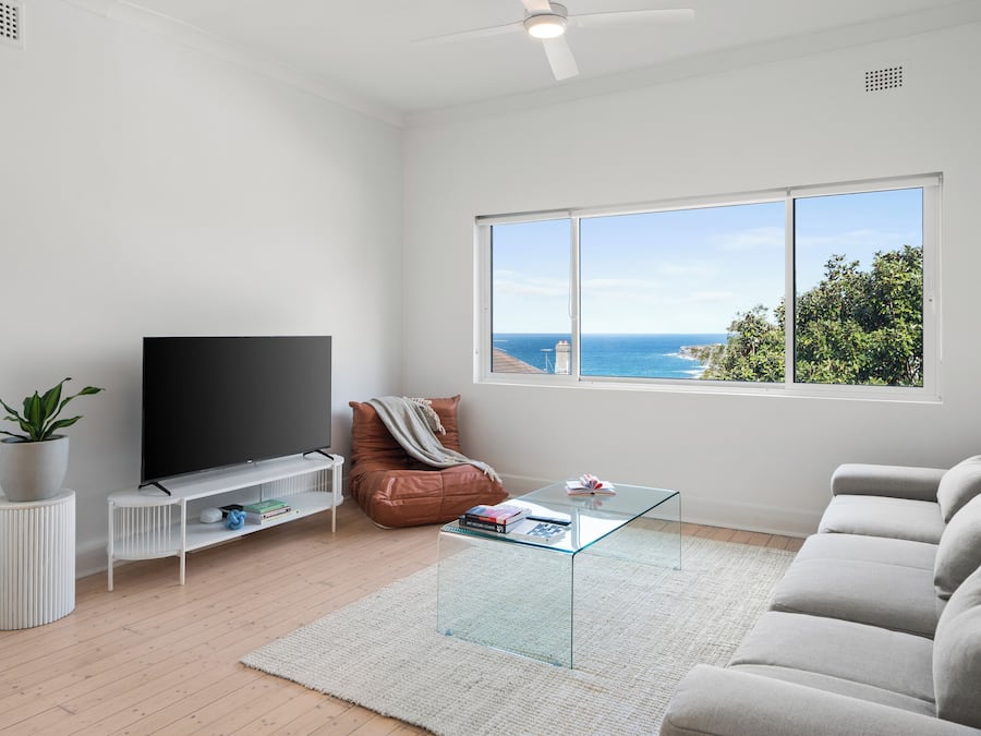 Apartamento design | Área de estar | TV LED 55 polegadas com canais digitais