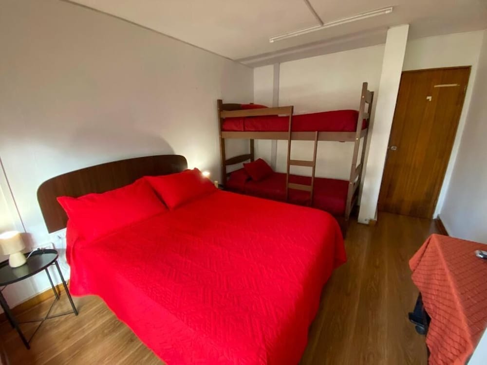 Hostal Entreorientes - Viña del Mar