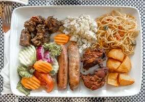 Café da manhã inglês grátis todos os dias