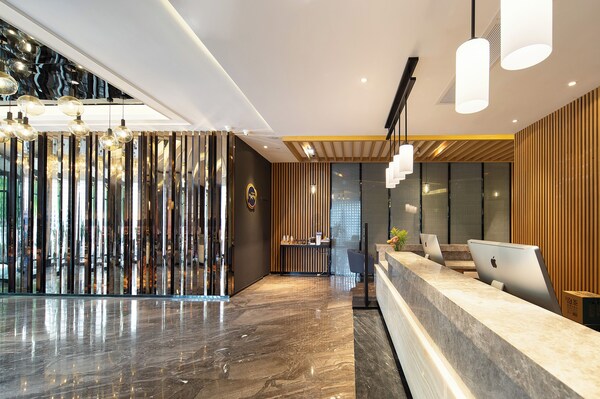 Rezen Langham Honor International Hotel Canton Fair Complex Kecun Metro Station Branch - Canton / Guangzhou
