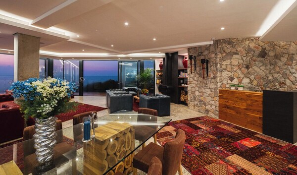 Boutique Ocean Views  Incorporating Wend - Hermanus