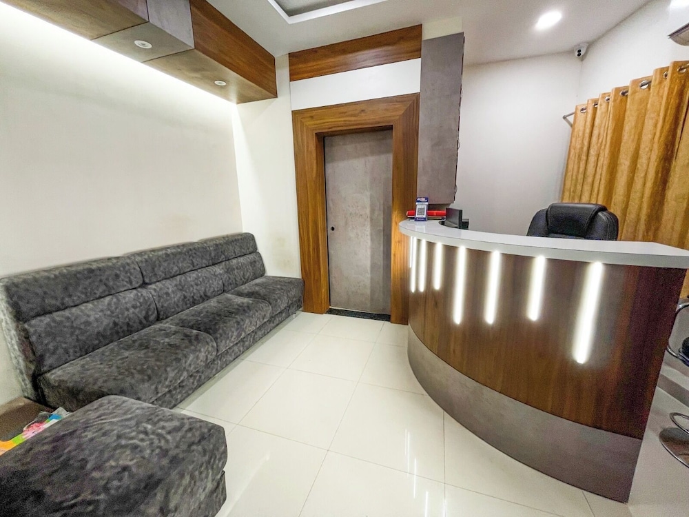 Stay Guru Hari Om Residency - Bhuj