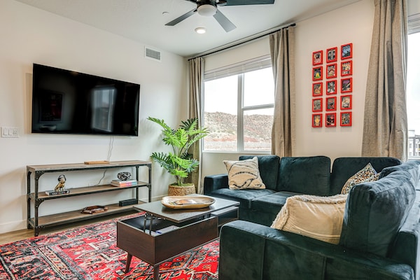 25 Mi To Zion: Rock 'N' Roll Condo W/ Mtn View! - Quail Creek State Park, Hurricane